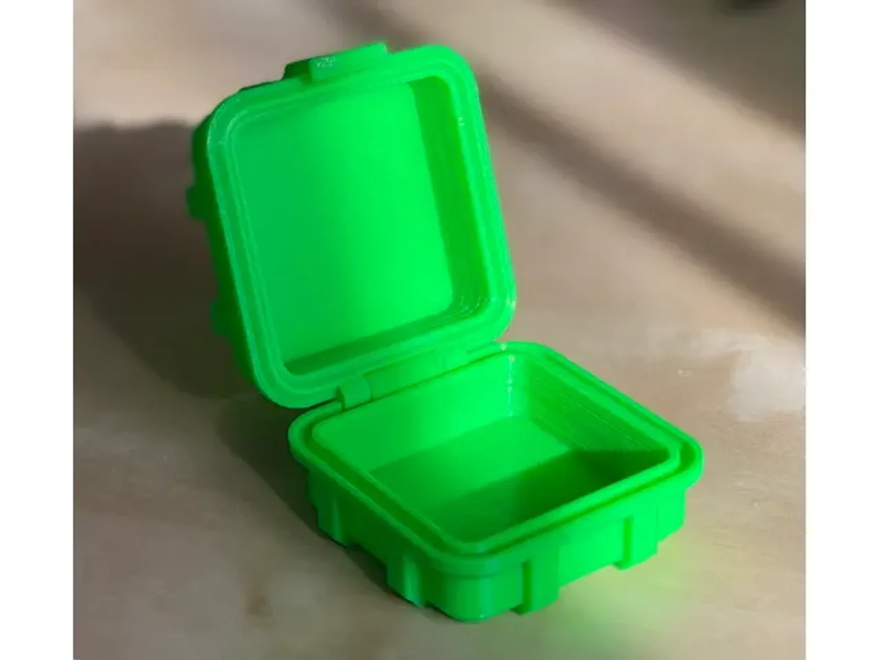 Parametrizable Rugged Box (OpenSCAD) by Dochni | Download free STL ...