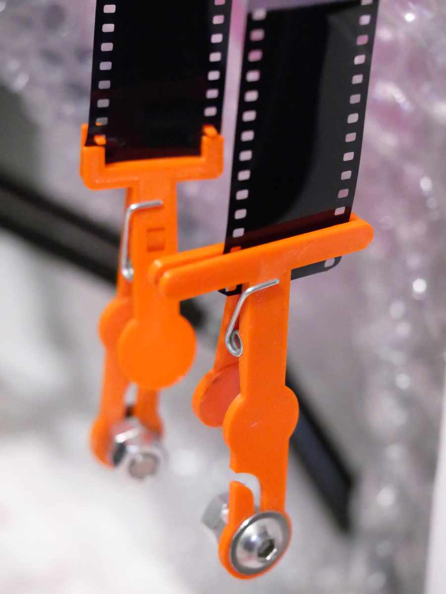 Filmclip version 2 incl film hanger and squeegee by Spotmatic ...