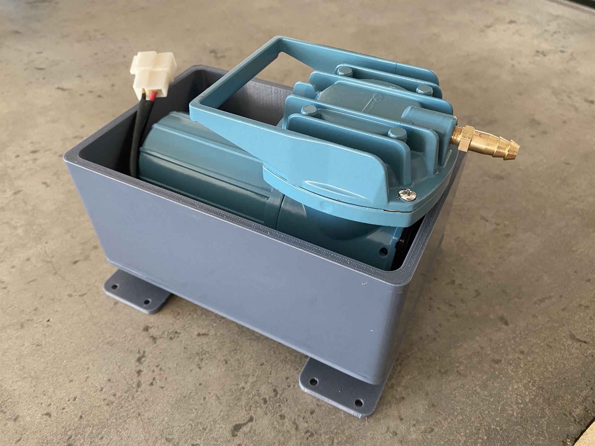 12v Air Pump Shock Housing by loidolt | Download free STL model ...