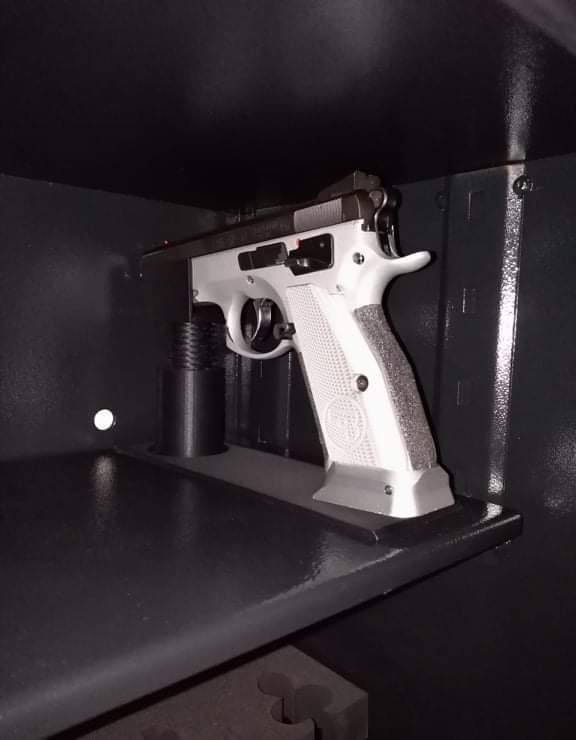 Gunholder - universal by Majkl | Download free STL model | Printables.com