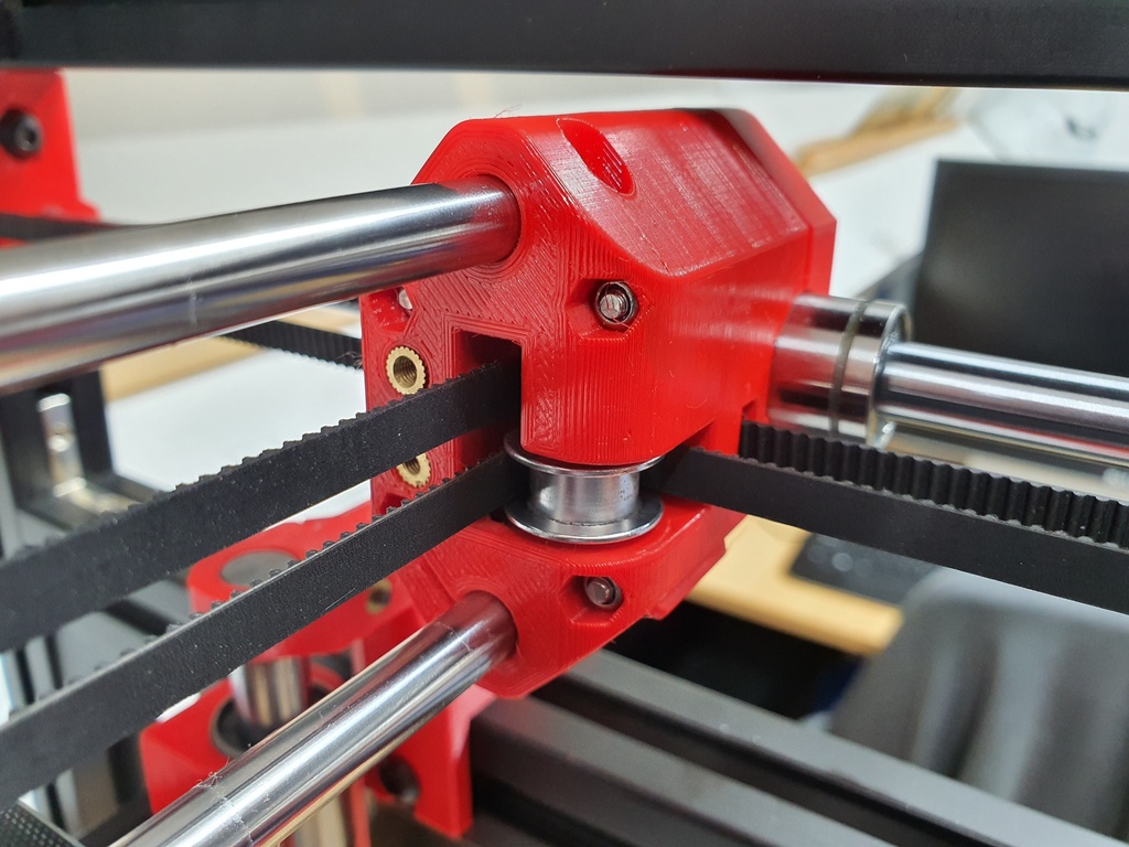 Hypercube Evolution Xy Joiner With Extended Bolt Fixings By Boothyboothy Download Free Stl 