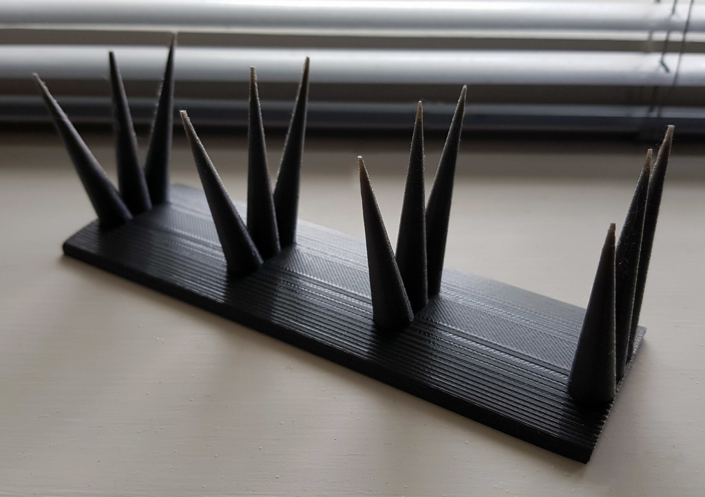 Bird Spikes for a Curved Ridge Tile by boothyboothy | Download free STL ...