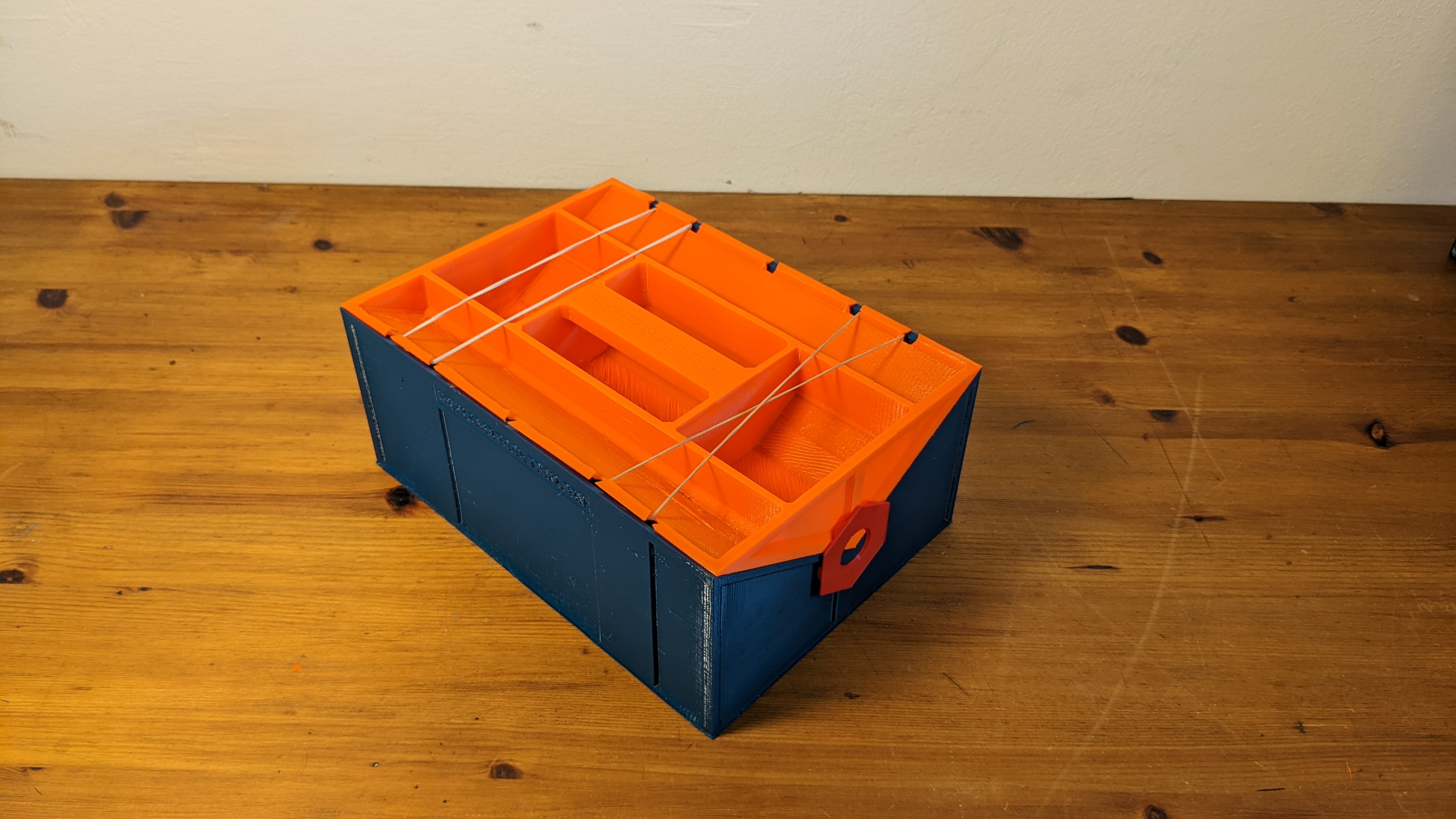 Hexx Case Grip Lid by Davie.BIN | Download free STL model | Printables.com