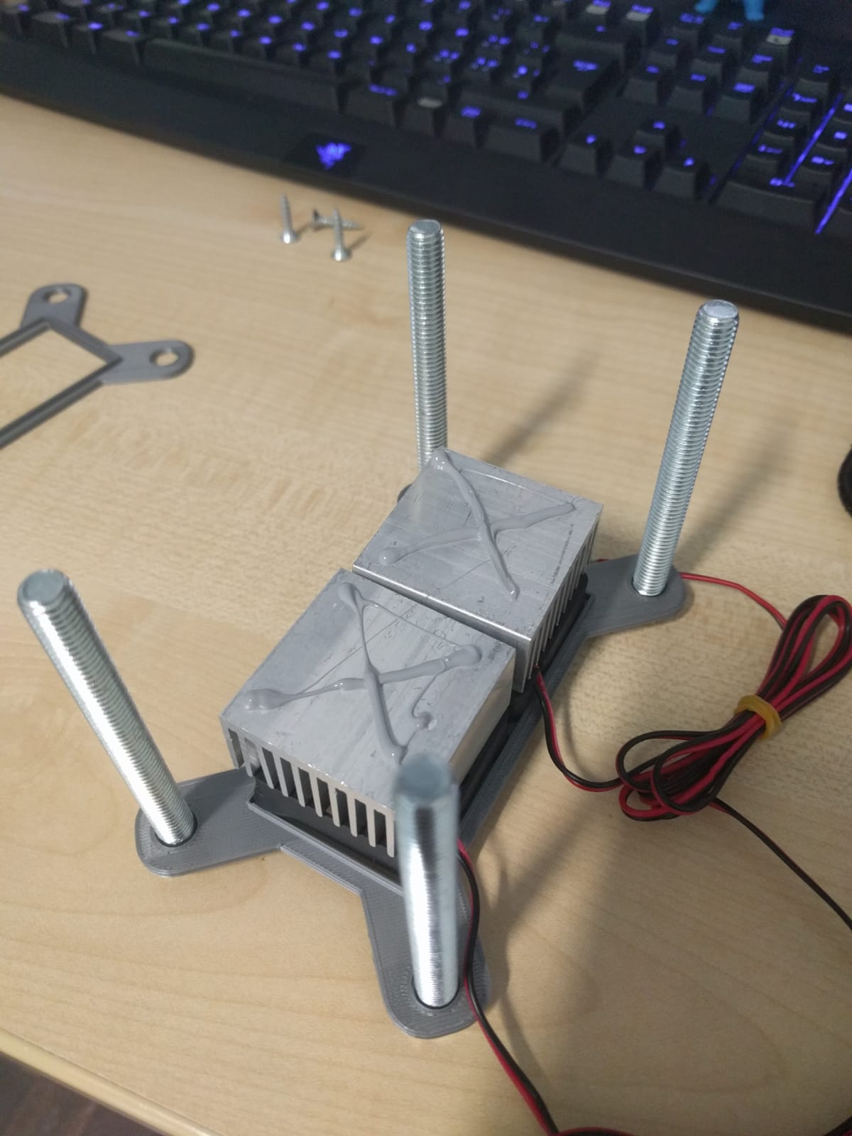 DIY Personal Office Desk Cooler (Peltier) by Squirtle | Download free ...
