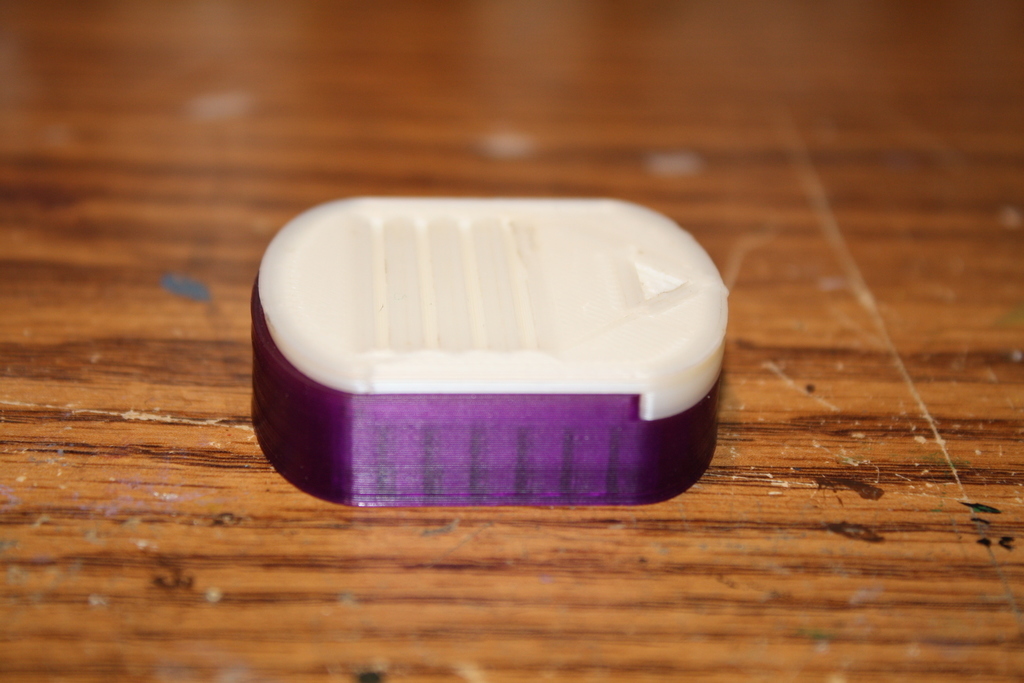 Pill Box with Magnets - Enlarged by rebeltaz | Download free STL model ...