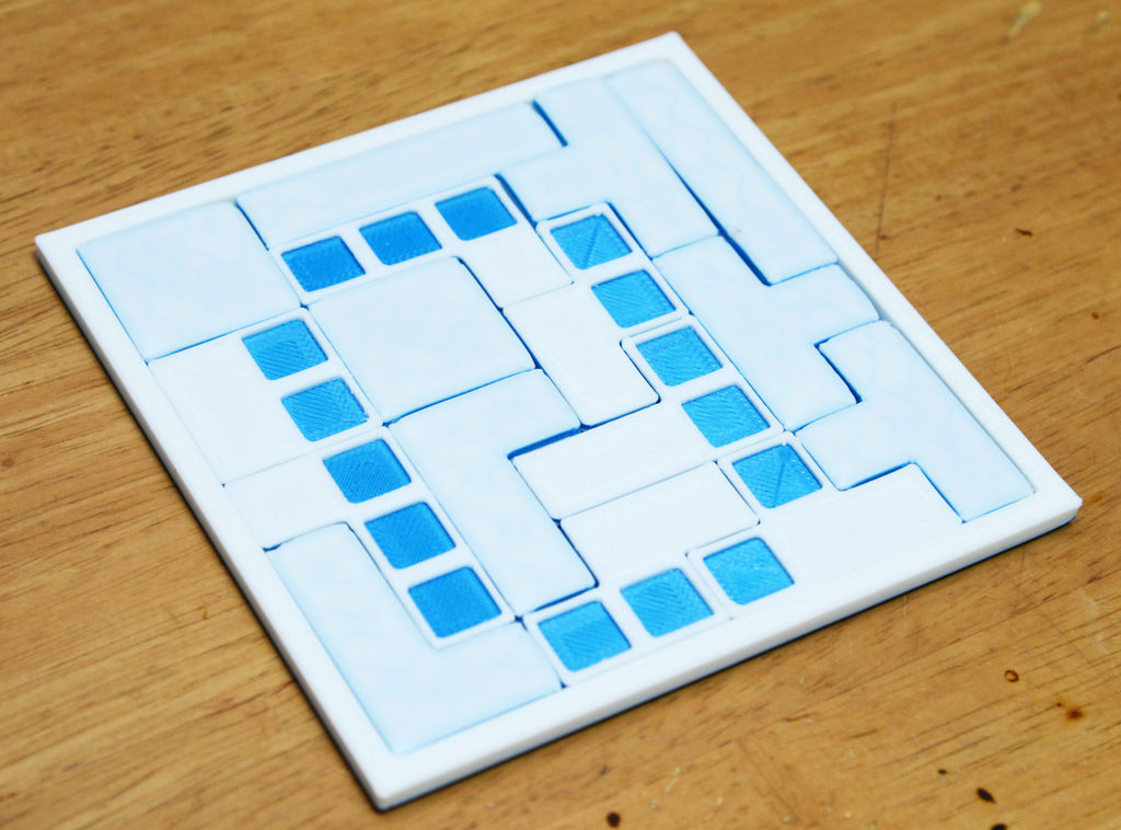 Tetromino Tiling Puzzle of Dot Matrix Display by shiura | Download free STL model | Printables.com