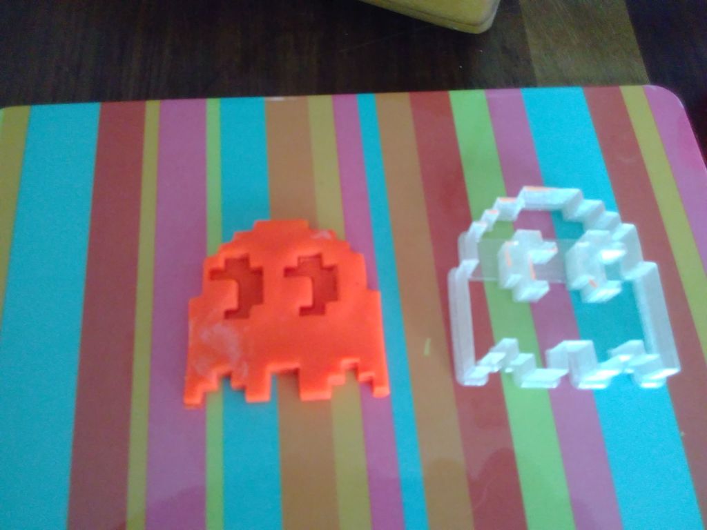 Customizable pacman Ghost cookie cutter by FeKo | Download free STL ...
