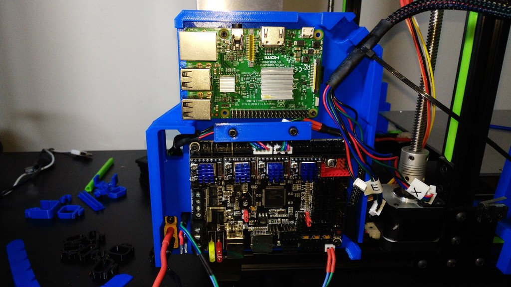 Anet E10 On-Frame Enclosure MK1 (2020 Extrusion) by JdogAwesome ...