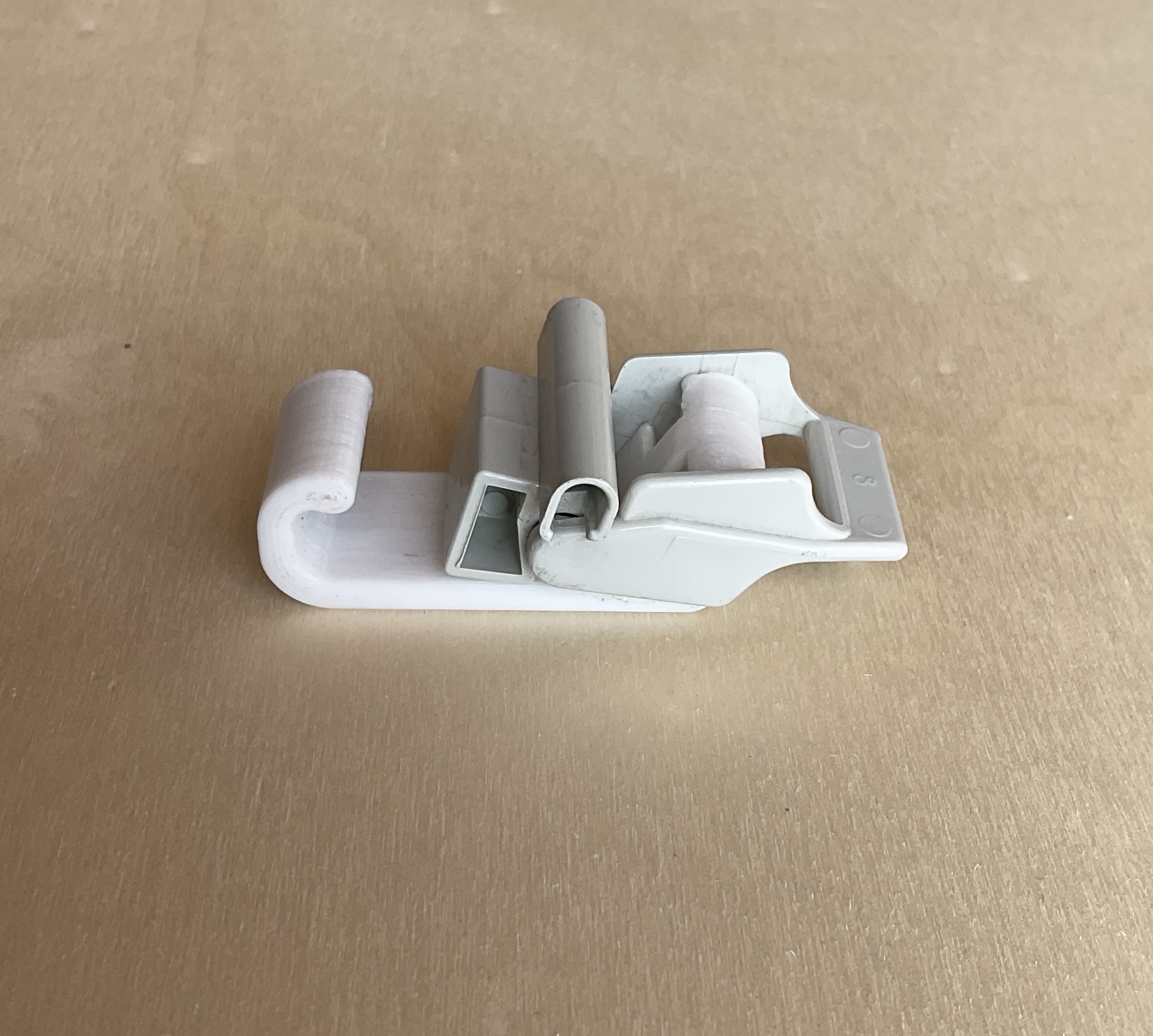 Clip for neon lamp - replacement part by H3dSprint | Download free STL ...