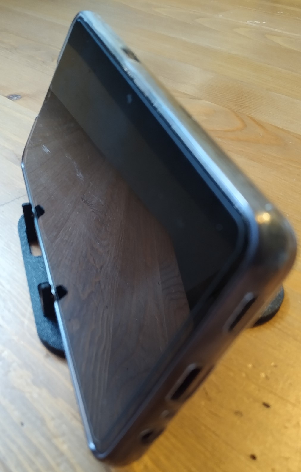 2 functional coaster-phone stand by tom TTU | Download free STL model ...