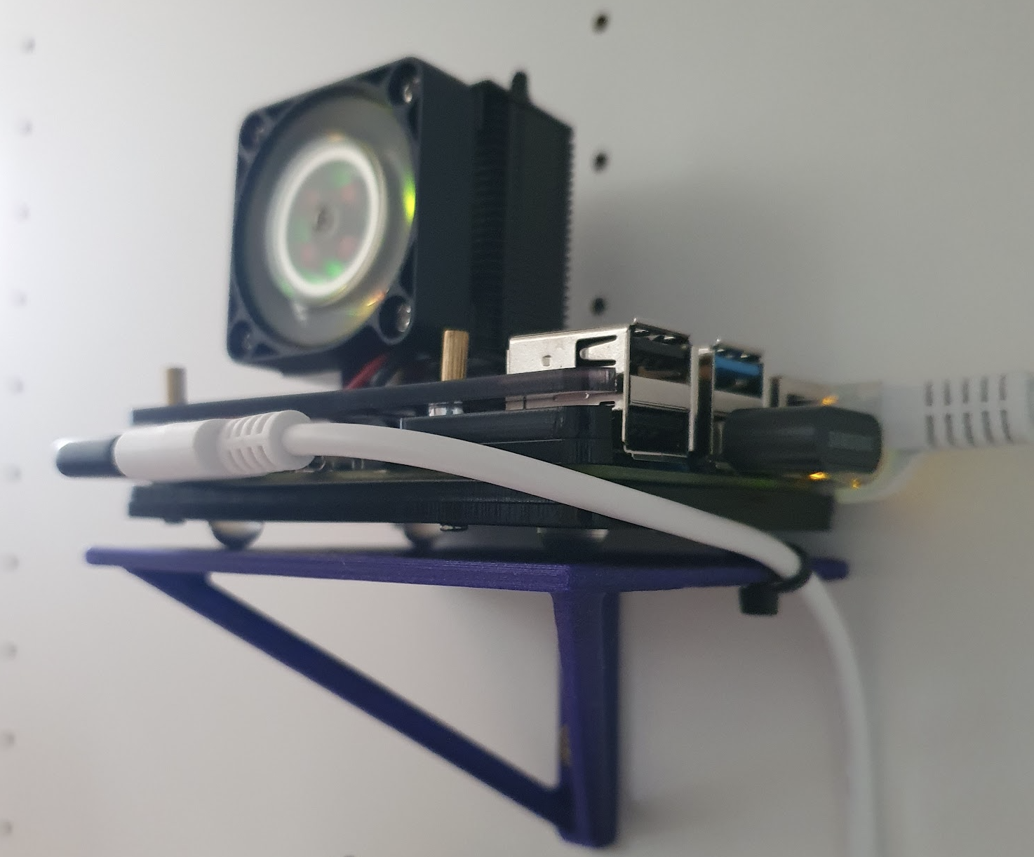 Raspberry Pi Ikea Shelf by Matt | Download free STL model | Printables.com