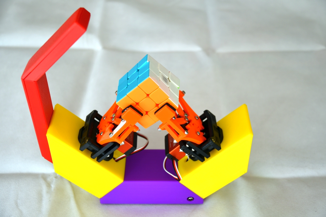 Rubik cube solver robot (V-shape) por Volker | Descargar modelo STL ... Rubik cube solver robot (V-shape) por Volker | Descargar modelo STL ...