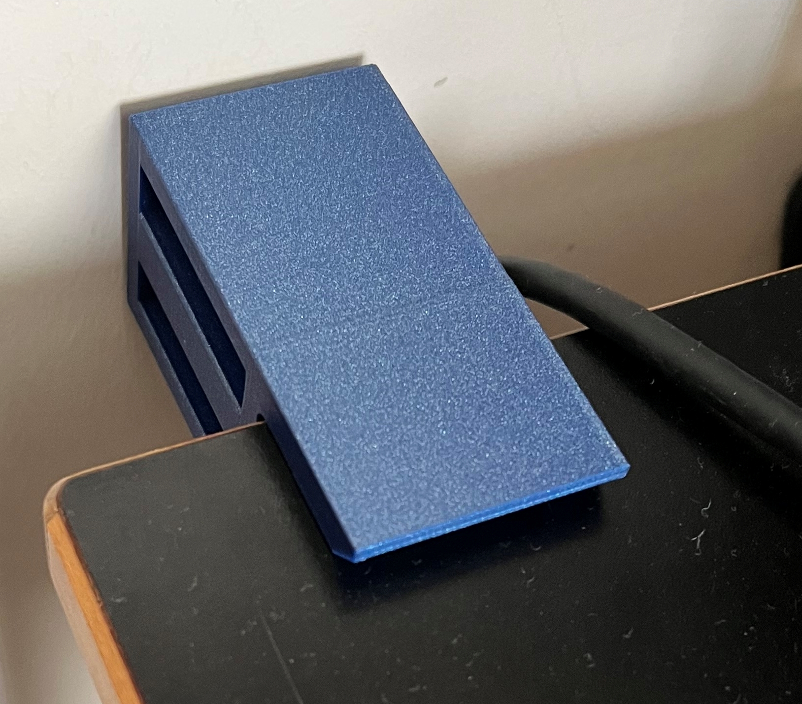 Table Stopper Bracket by kevgandhi | Download free STL model ...