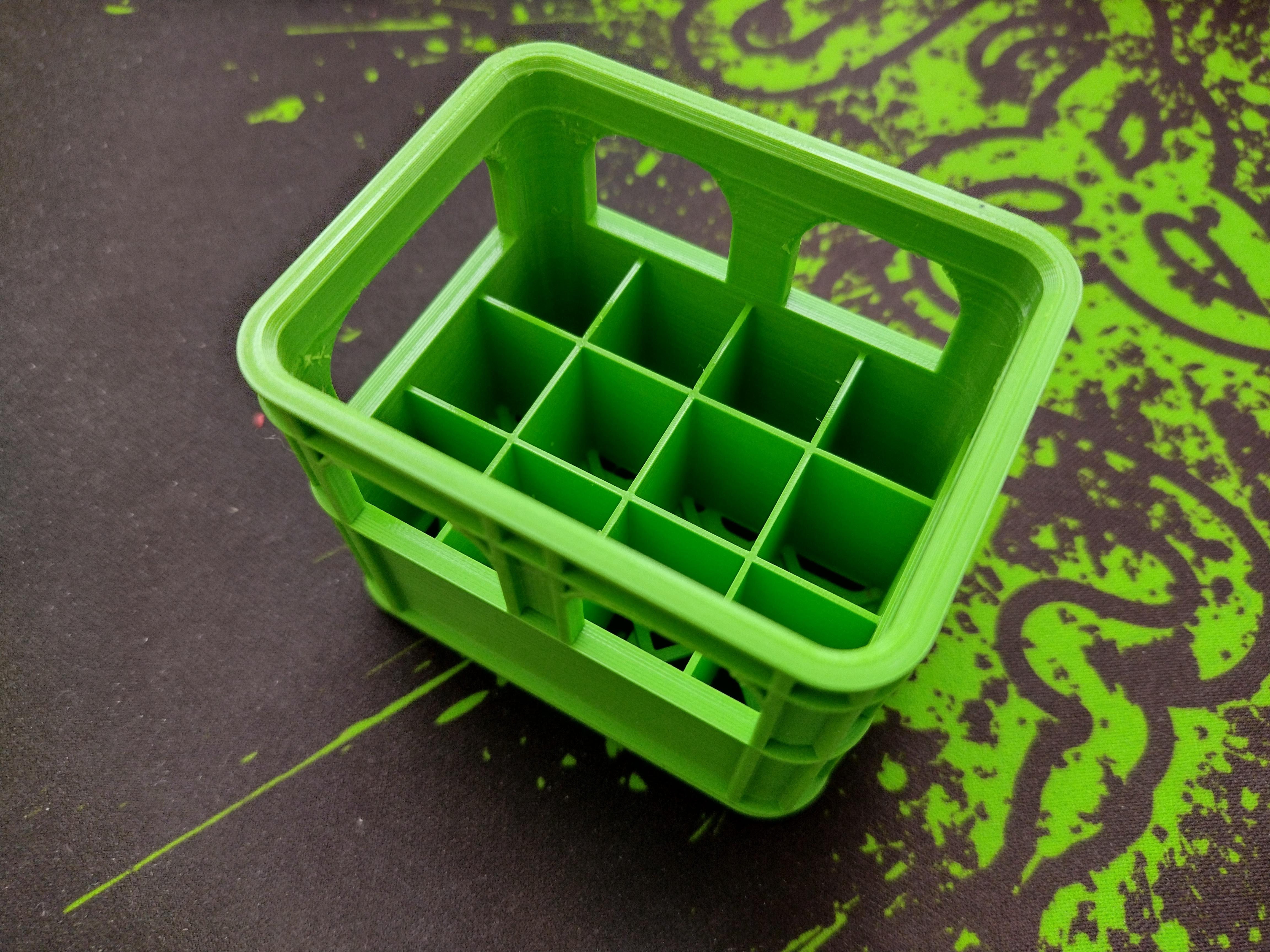 Customizable & stackable beer crate for all types of batteries por CAD ...