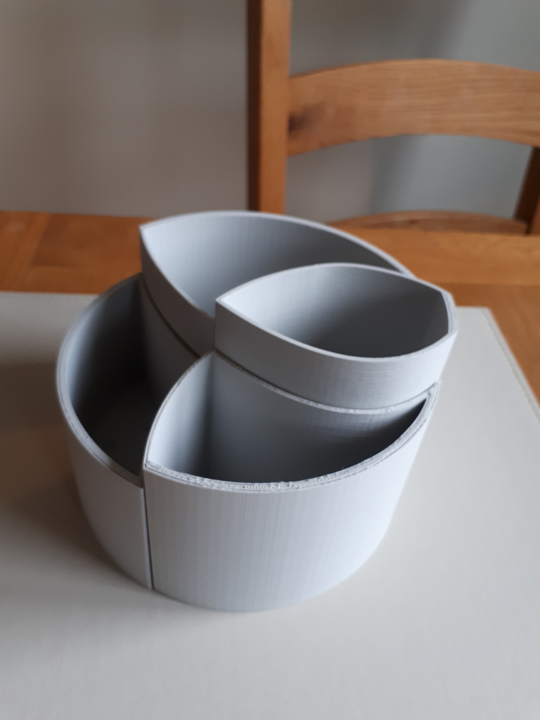 Curved segment pot with tray by MegaAndy | Download free STL model ...