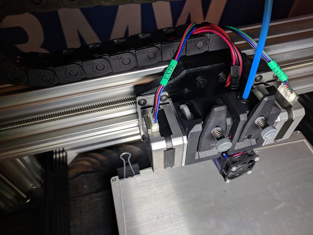 Dual Bondtech BMG Mount (openbuilds plate) by DOP | Download free STL ...