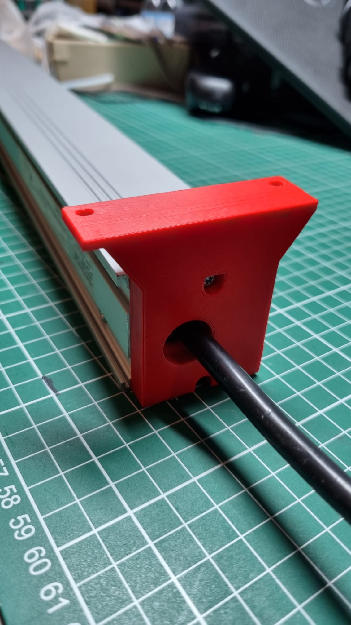 PDU Minkels mounting brackets by melvinfec | Download free STL model ...
