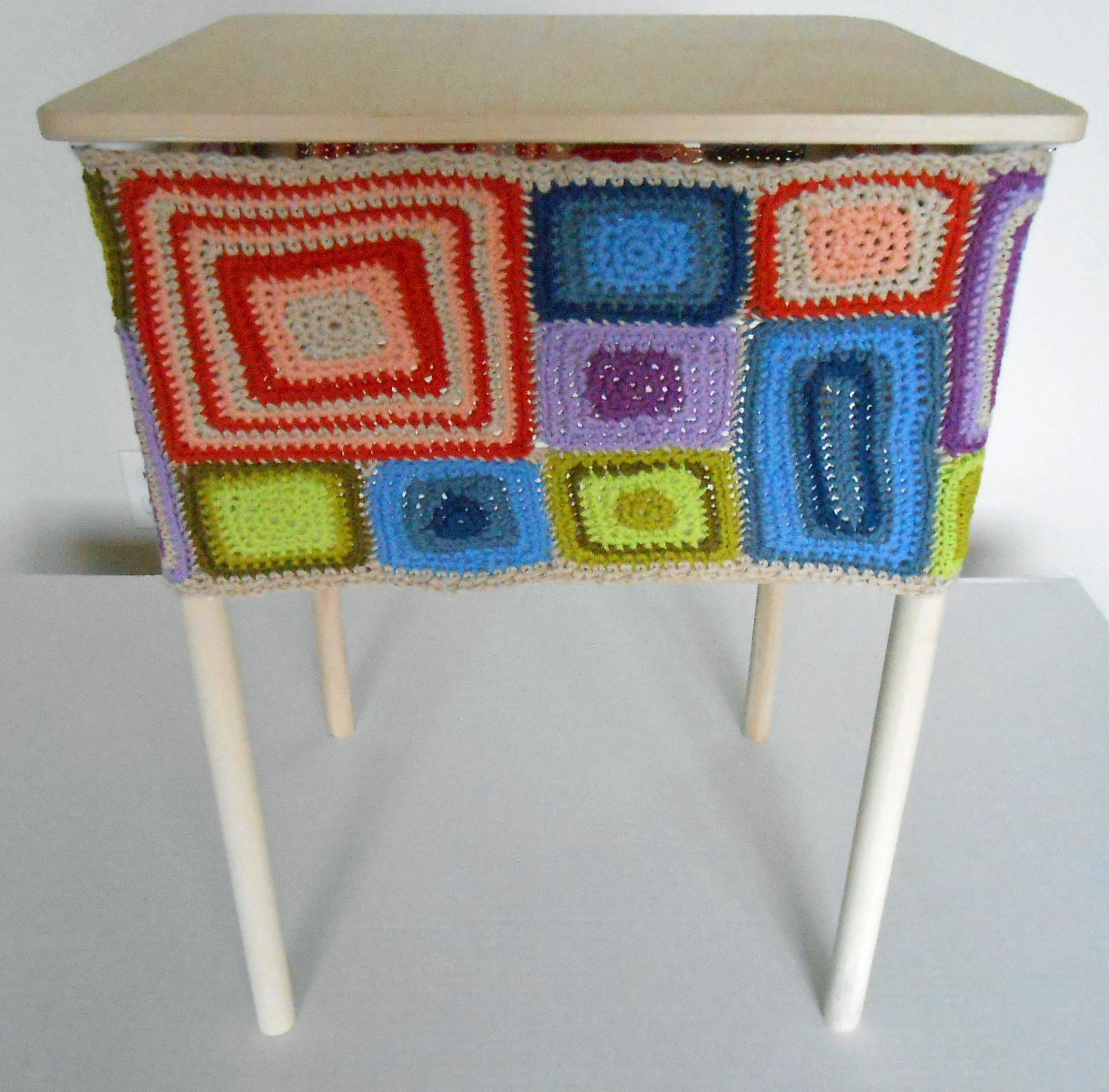 Handicraft Display Table by cSandra | Download free STL model ...