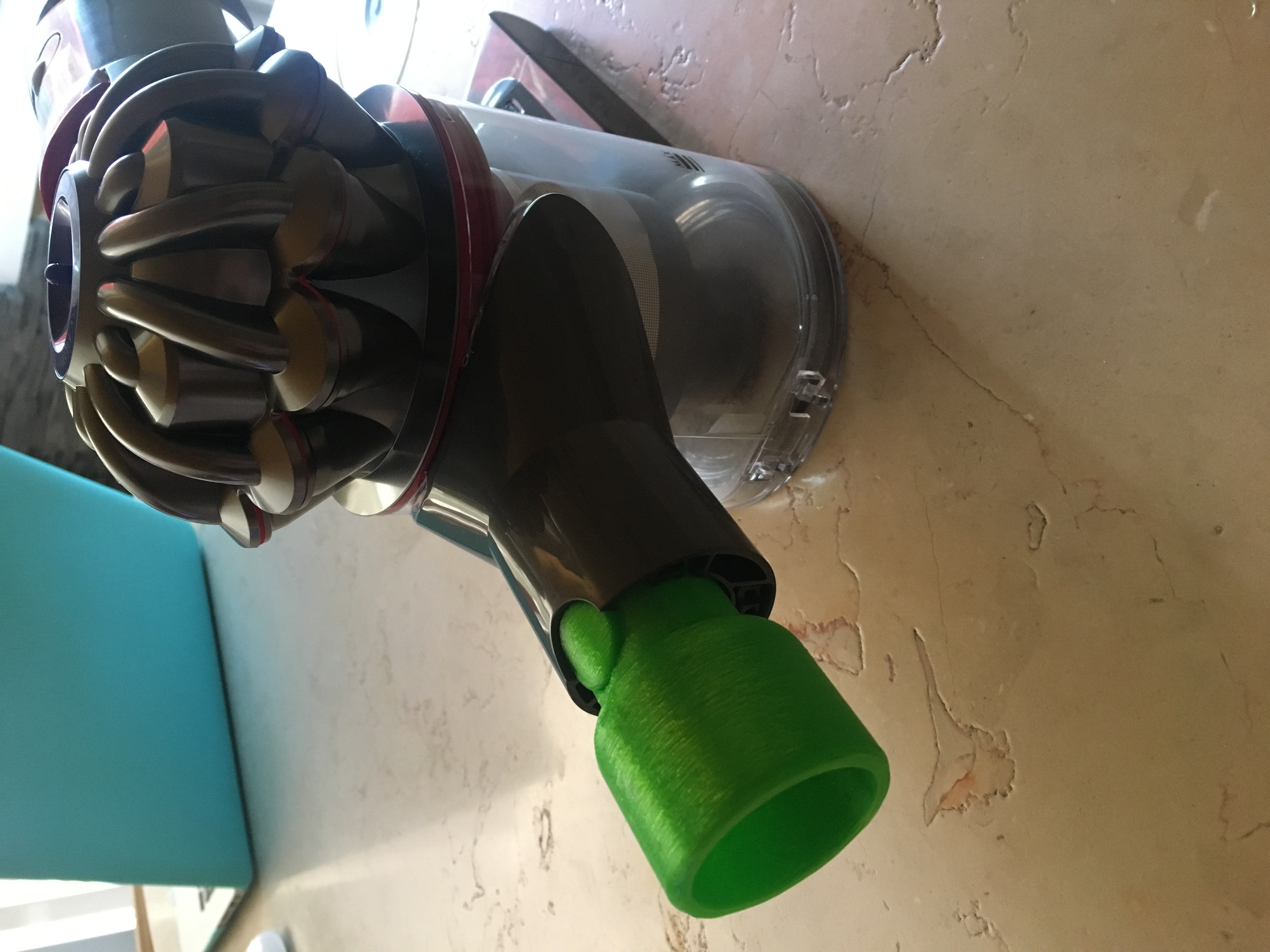 Dyson V8 adapter for older Dyson accessories von MarcoZ76 | Kostenloses ...
