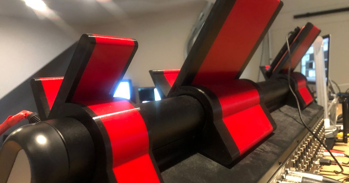 Ipad Stand for Midas M32 Soundboard par Cmwoodman | Téléchargez ...