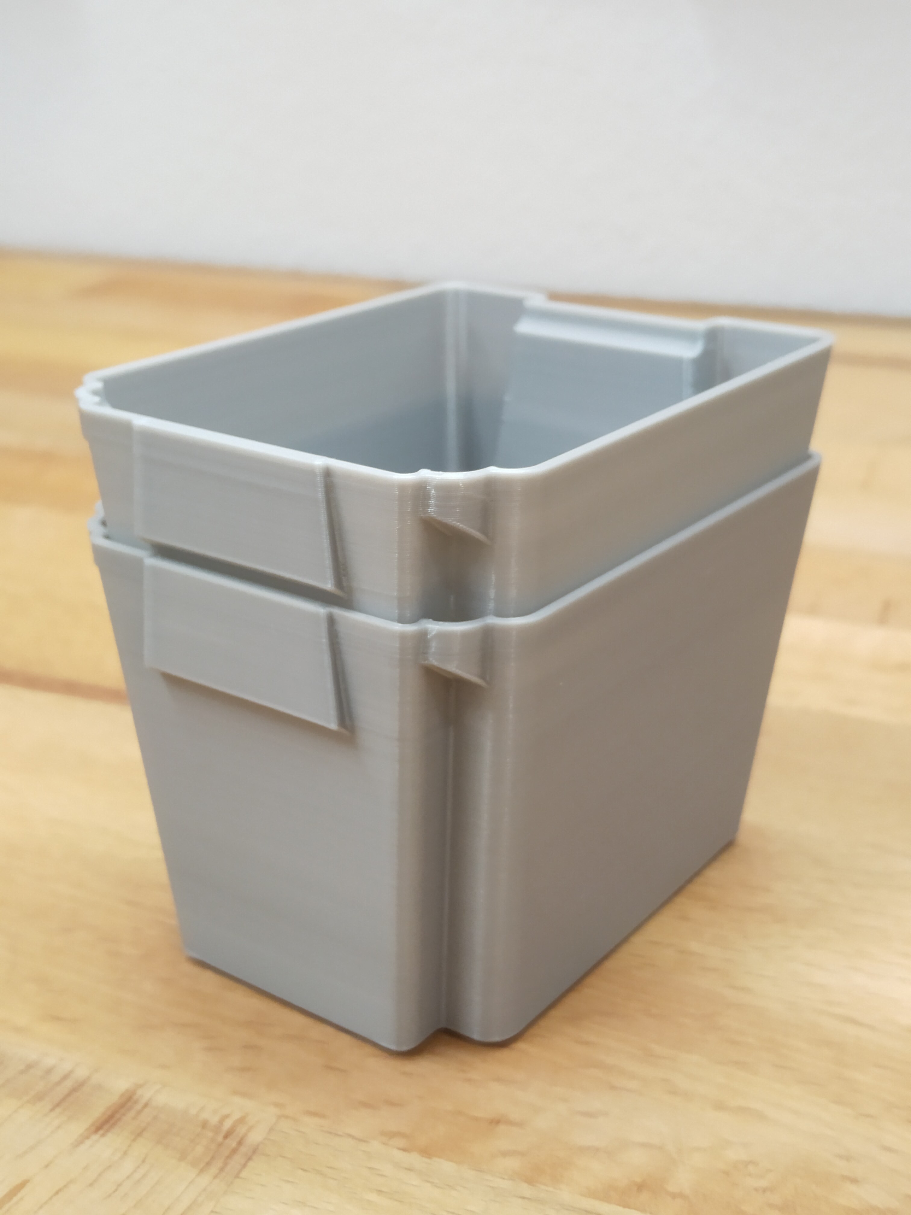 Rotary stacking box small and large - Dreh-Stapelbox klein und groß by ...