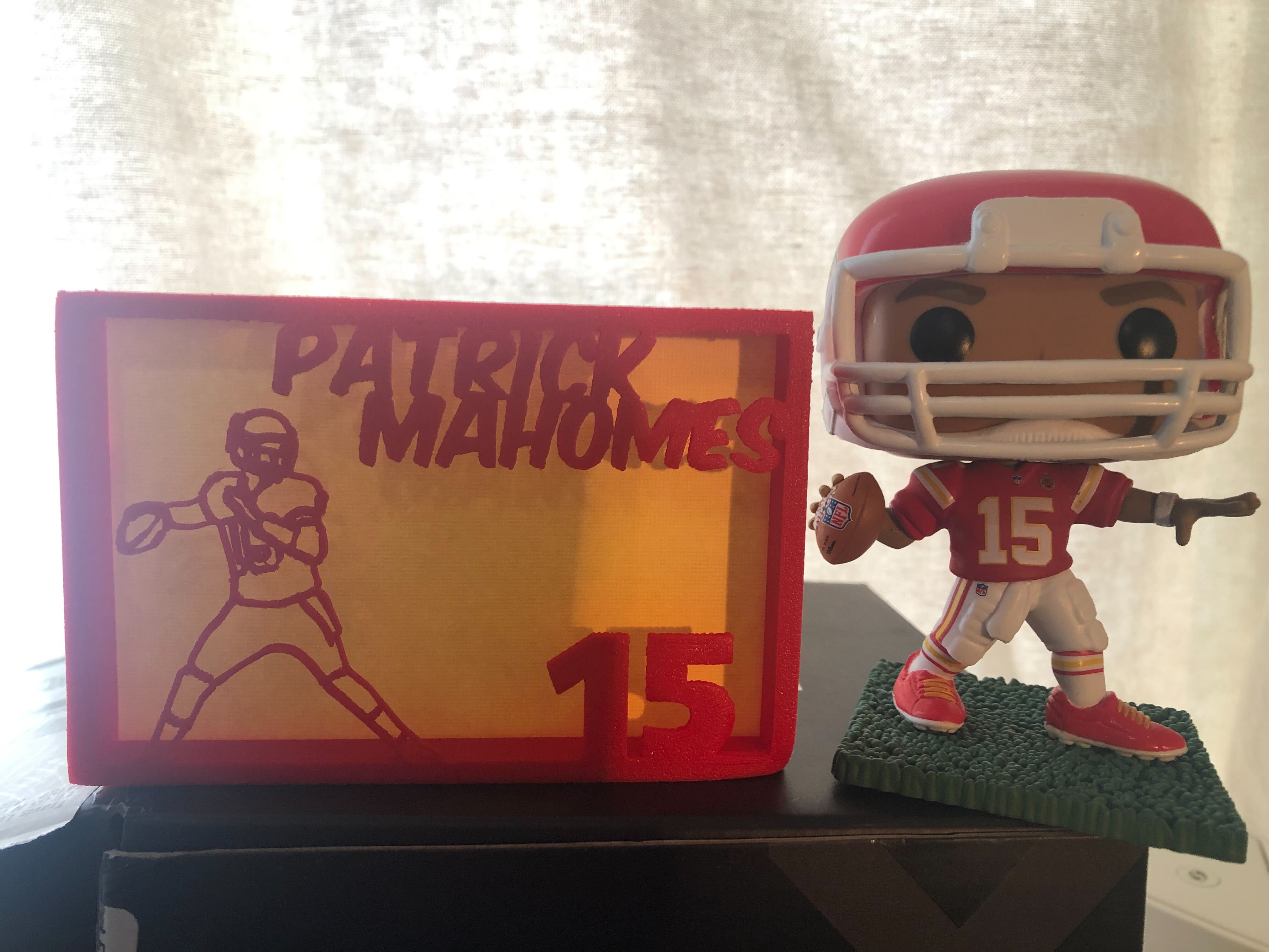 Patrick Mahomes Silhouette Art par thesportsbeard | Téléchargez ...