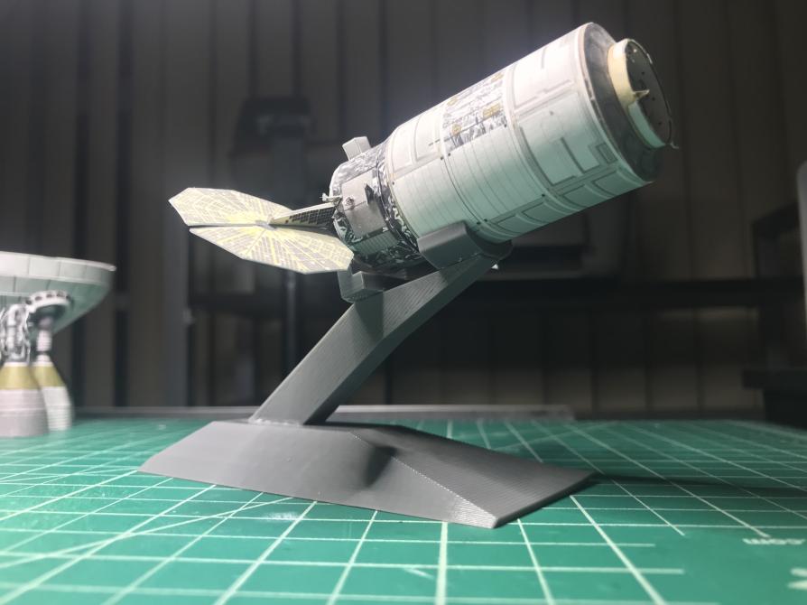 Stand for AXM's Cygnus paper model by GrzewikPL | Download free STL ...