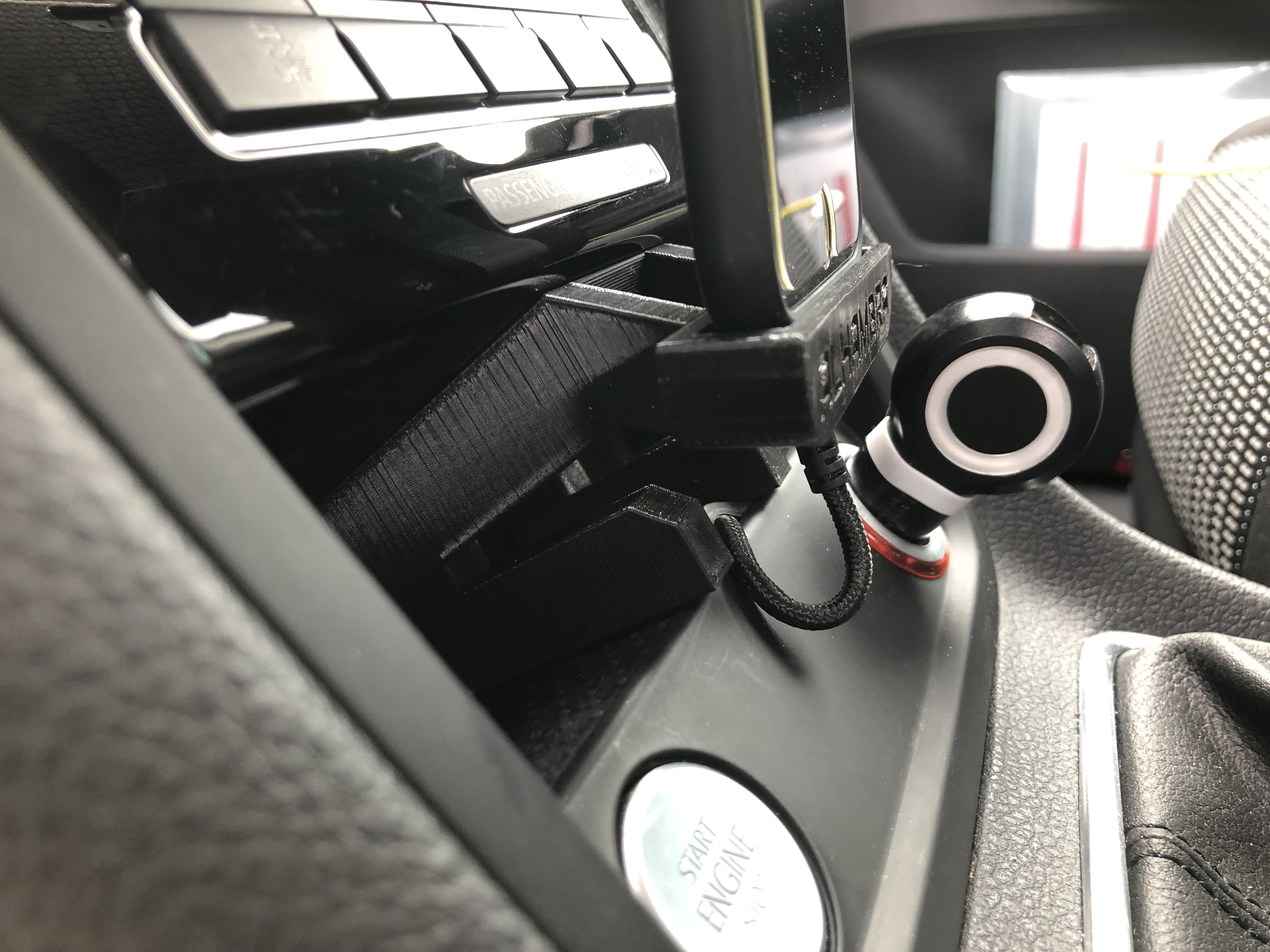 Docking car holder iPhone8 for SEAT FullLink - ver 2.0 by Nosko ...