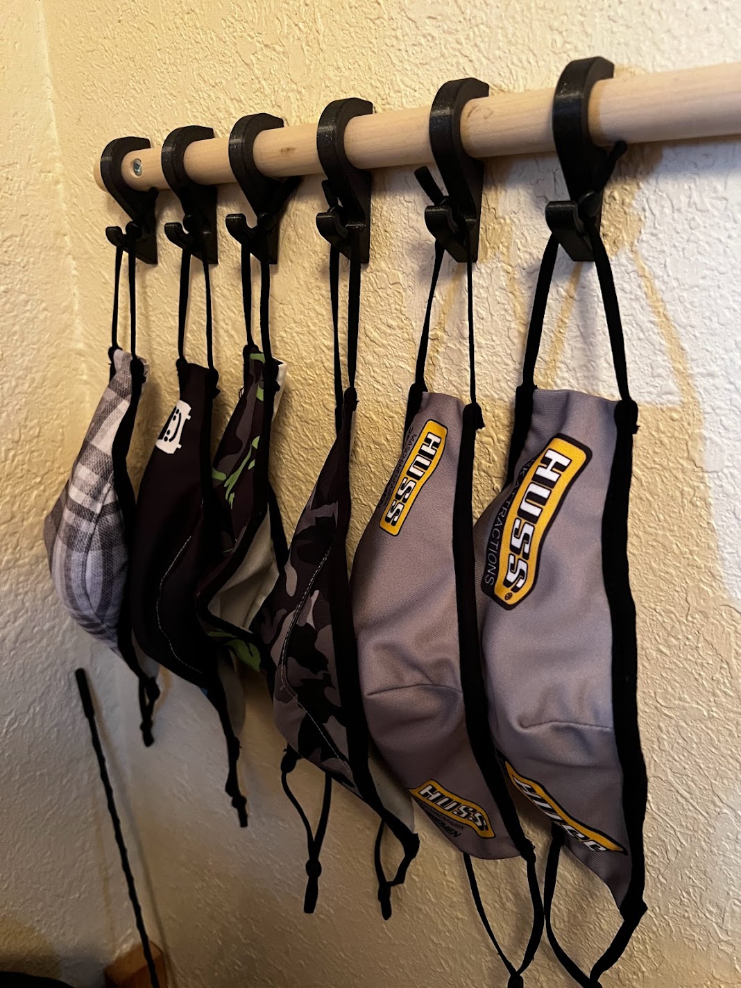 Universal Dowel Rail: Mask Hook by Canardiain | Download free STL model ...