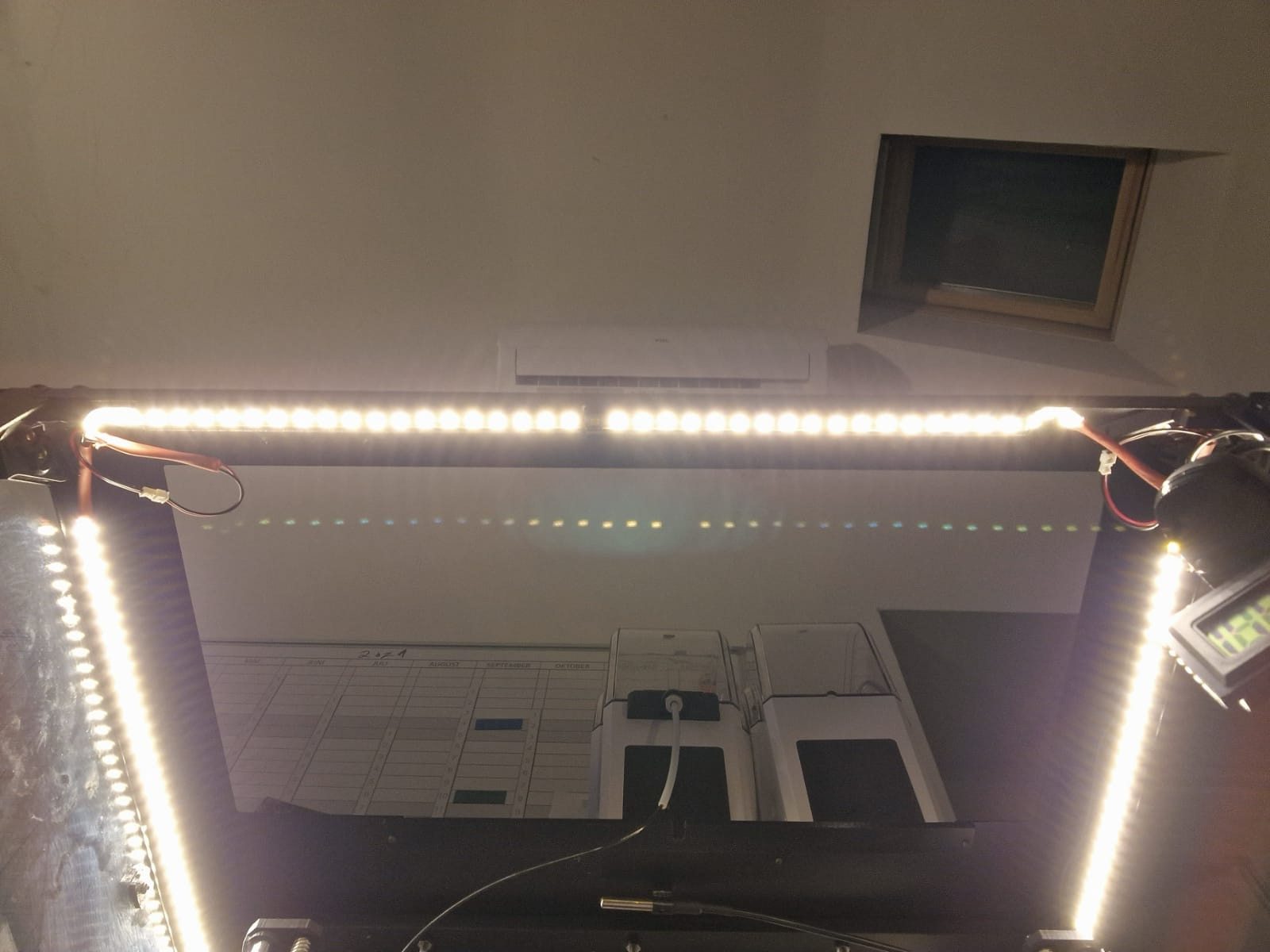 Magnetic LED rail by nozzleshift.com | Download free STL model ...