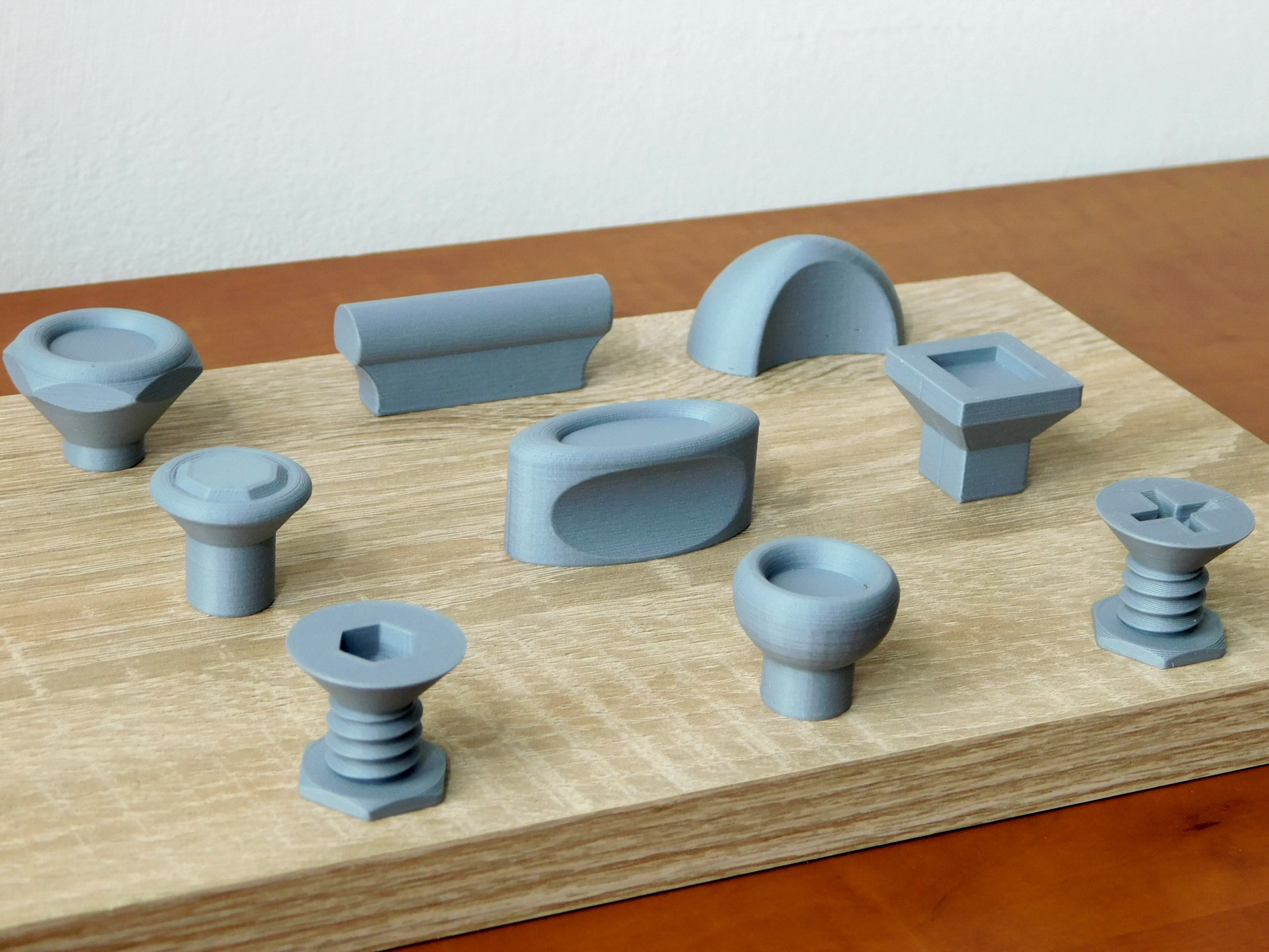 Knobs and handles for doors and drawers by Thorin Oakenshield ...
