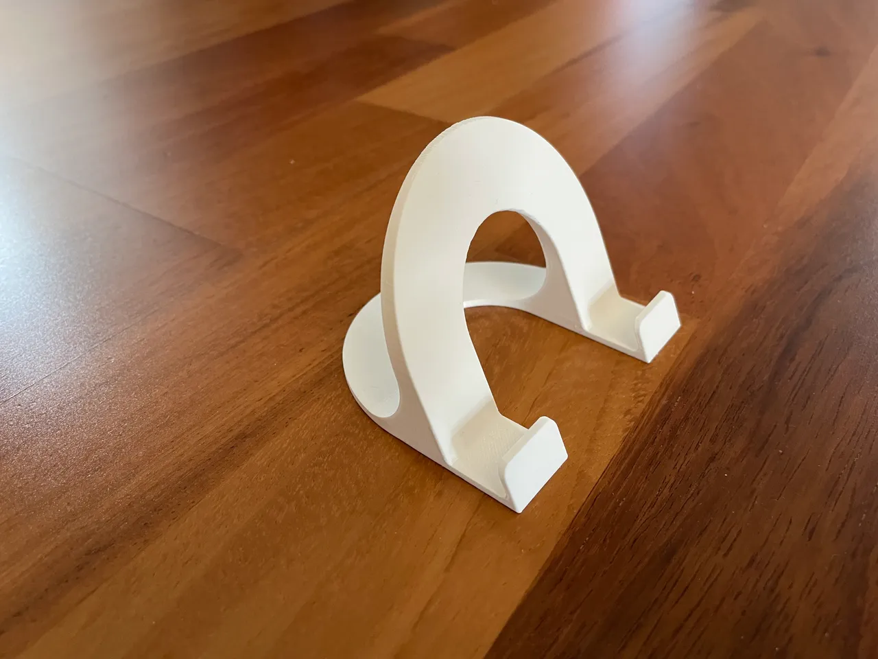 Phone Stand modern curved design by Mr.(Pr)interesting | Download free ...