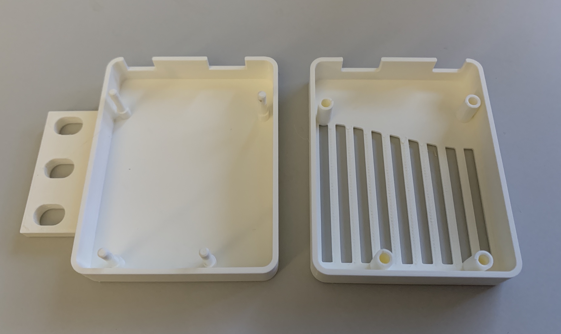 Simple Arduino UNO Case with 19 inch rack mount screw holes by fake ...