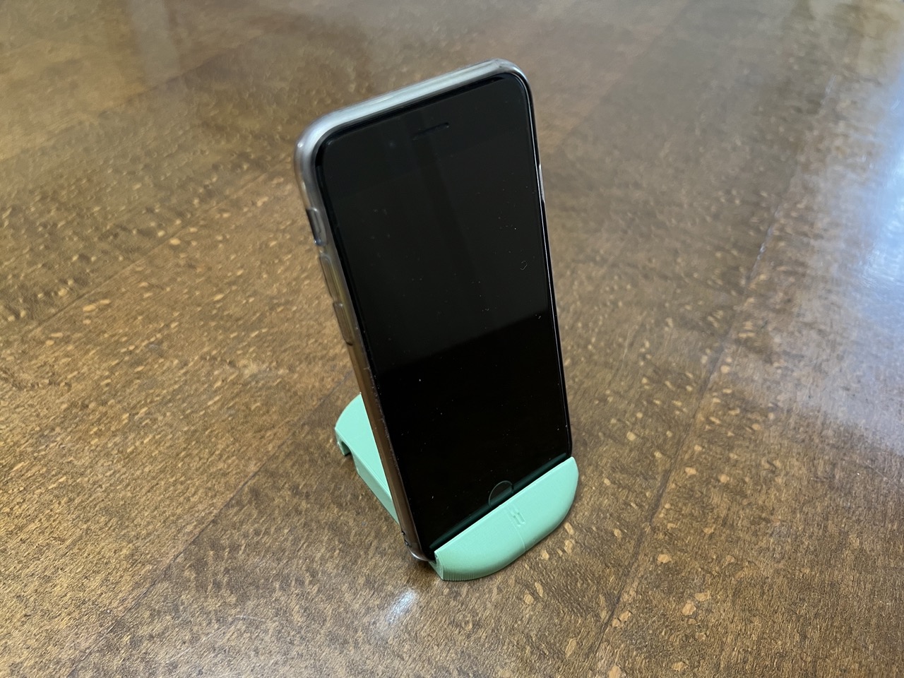 Phone stand for kids by dolphinboy | Download free STL model ...