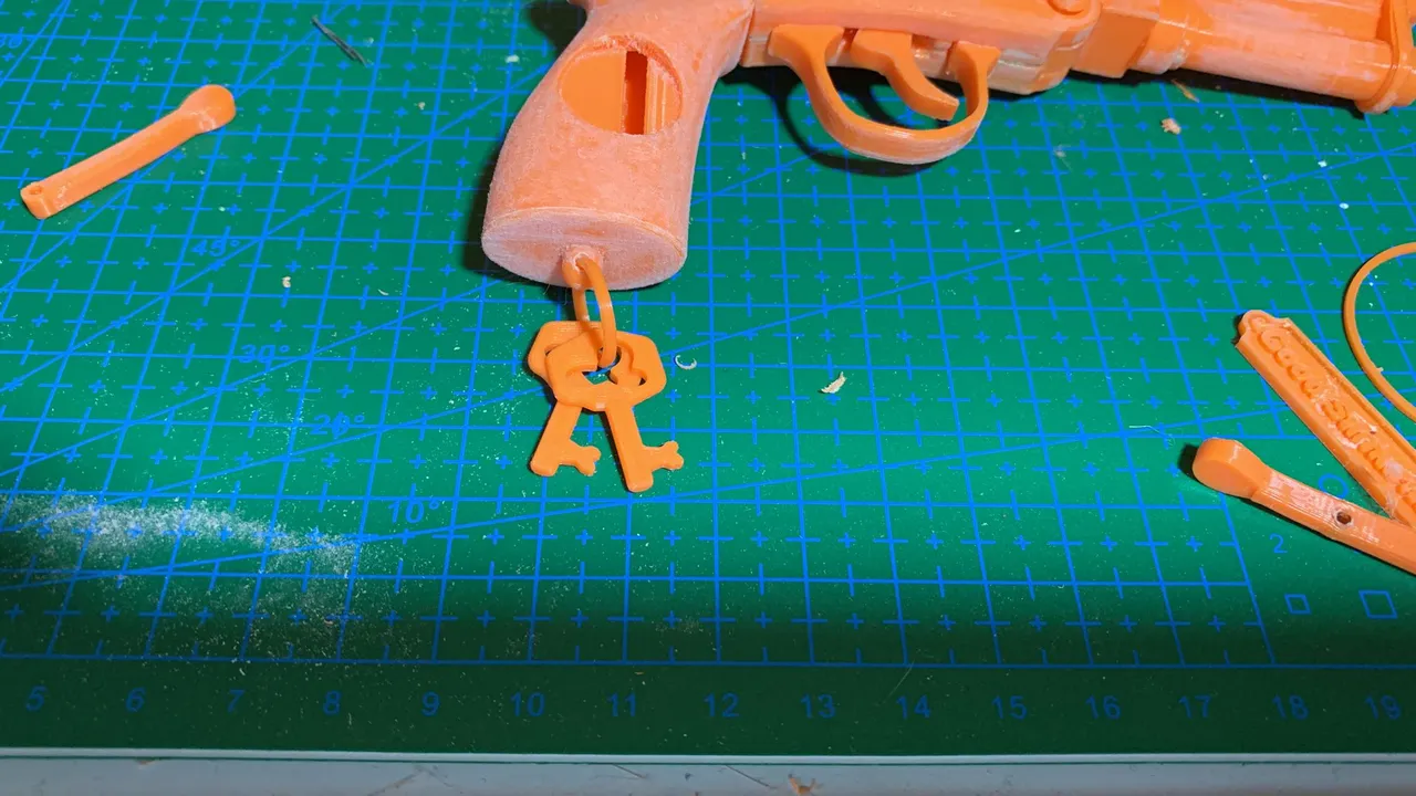 Hellboy Edel Mischrasse Key replica by Lautrec_996 | Download free STL ...