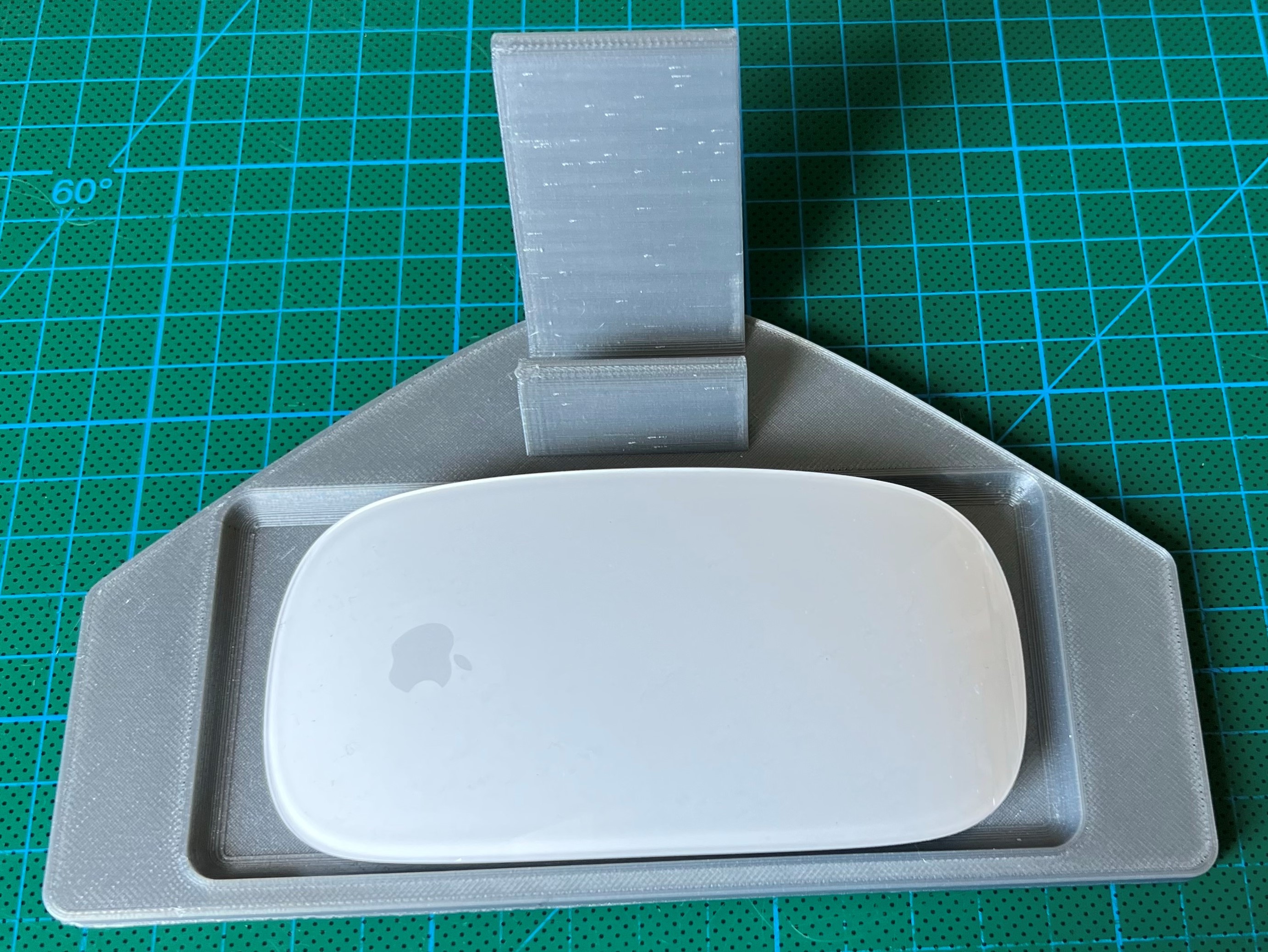 Ablage für Apple Magic Maus - Tastatur by Darkmoon | Download free STL ...