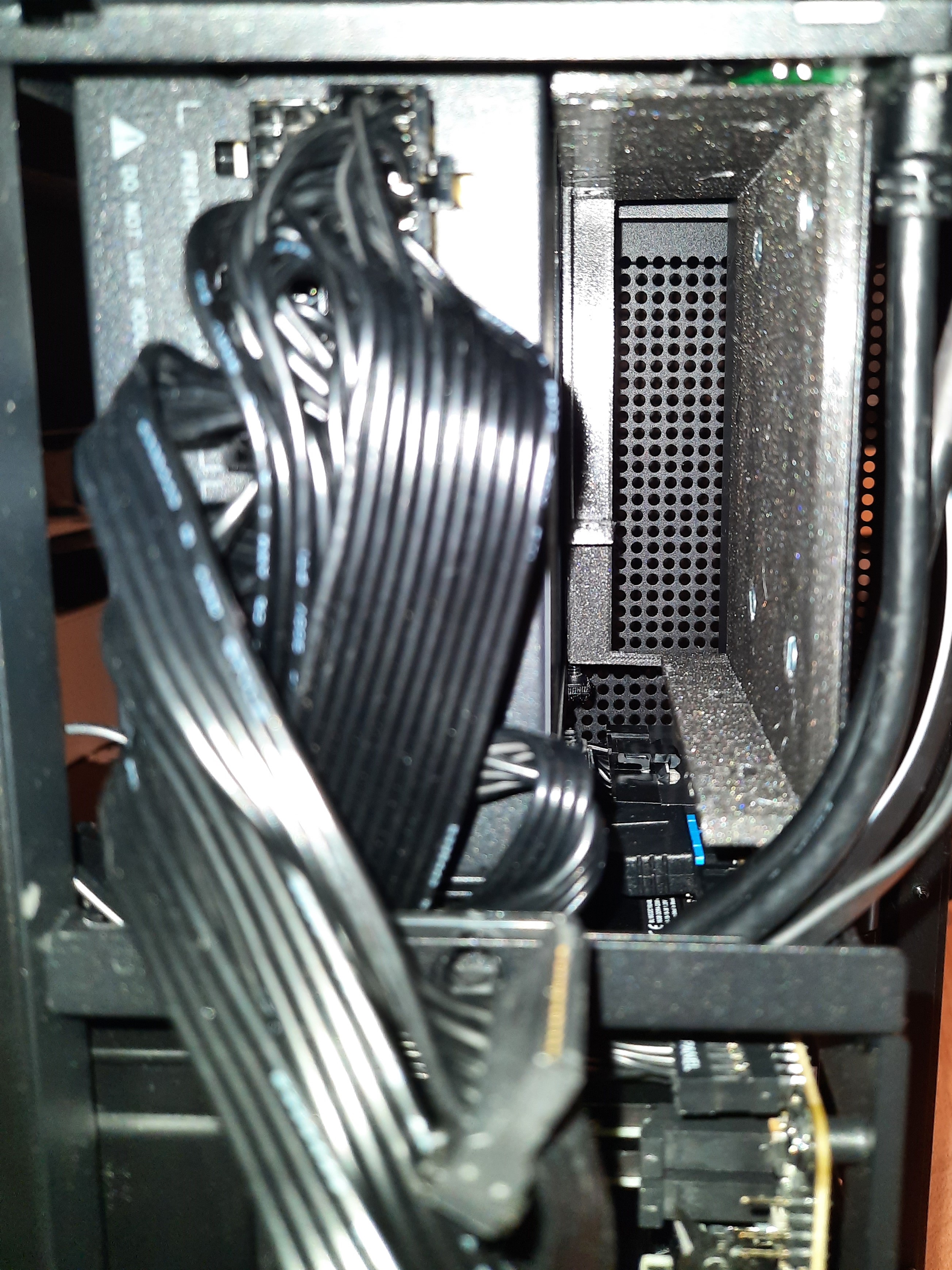NZXT H1 v1 - 2.5" SSD + 3.5" HDD bracket mount drive tray by chmeee ...