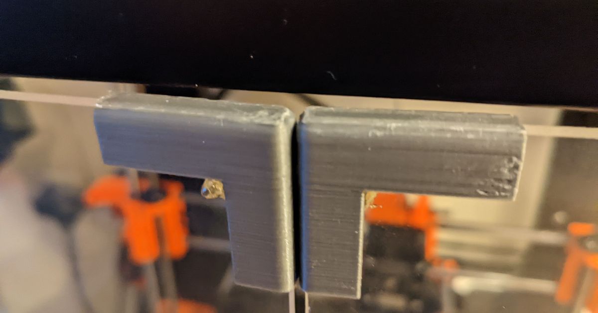 Acrylic Window Corner Shield by Luke | Download free STL model ...