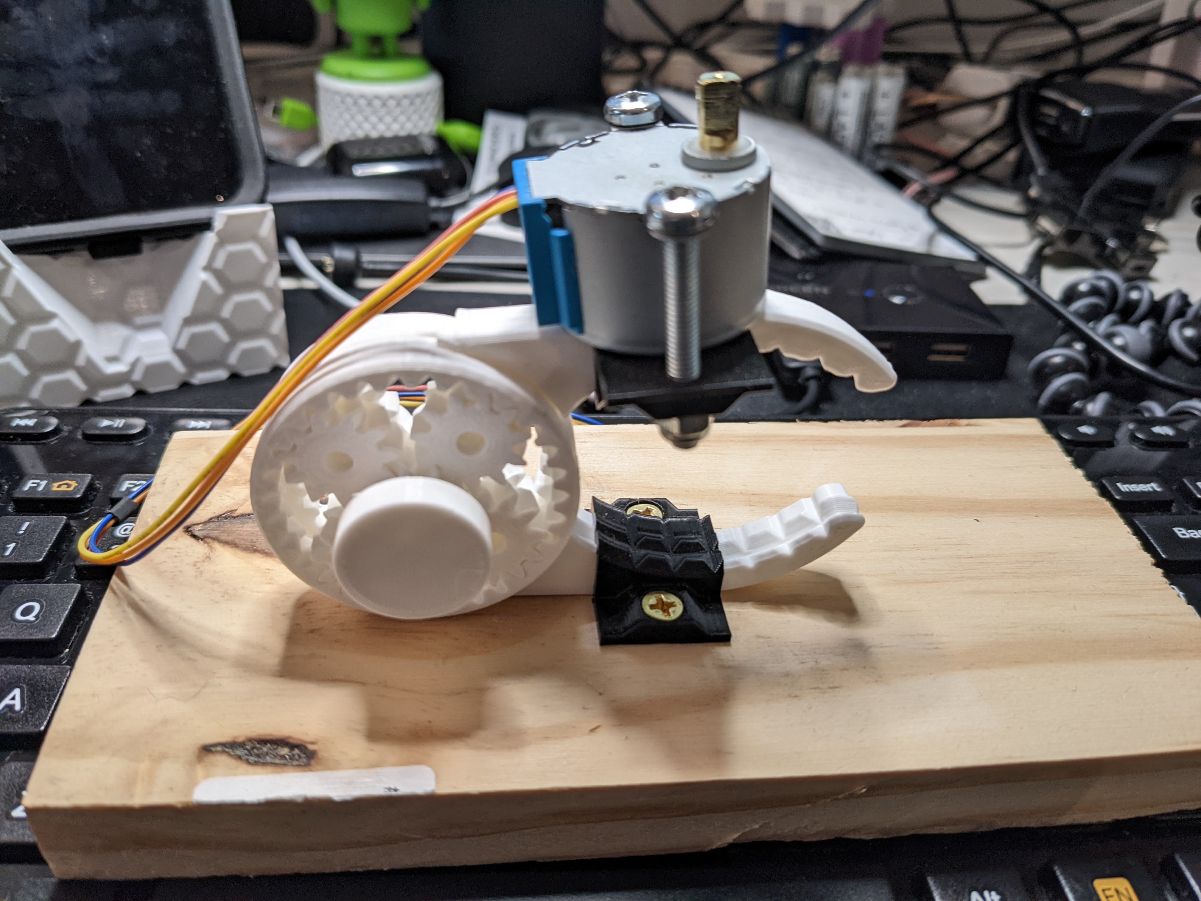 Mantis Clamp Mounts by zuberio | Download free STL model | Printables.com