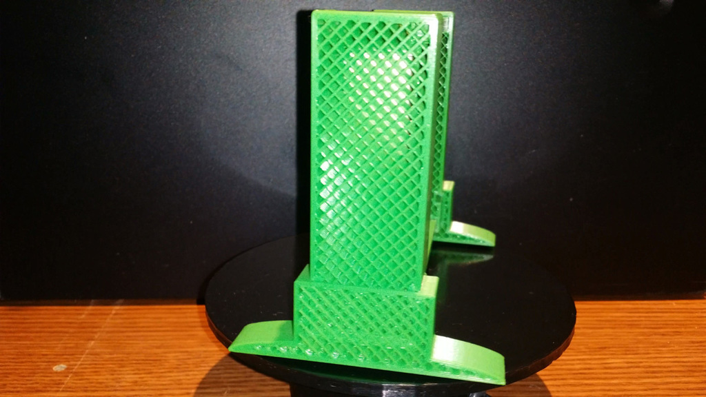 2.5 USB Hard Drive Stand & enclosure for thicker drives Hight 21mm by ...