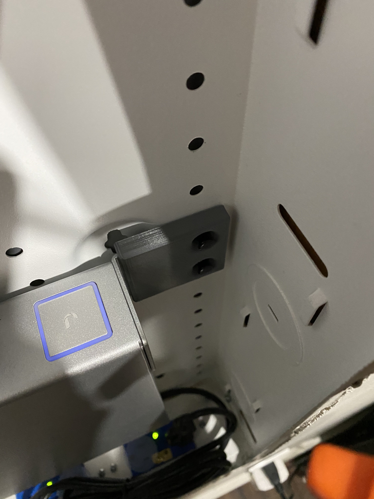 Ubiquiti UniFi Switch 8 Panel Mount Ears by Blake | Download free STL ...