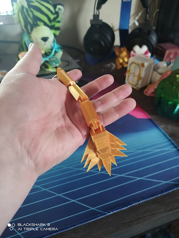 8-bit Articulated Griffin Tail Keychain by KyuubiNight | Download free ...