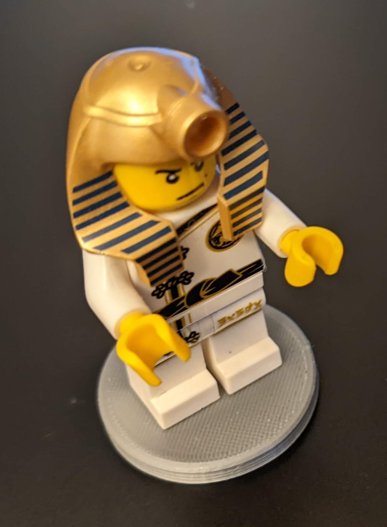 1 Inch Game Base Compatible with LEGO Figures by Lothar Creative Design ...