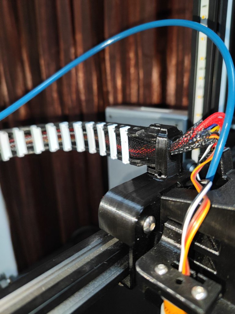 X-Axis Rollers Cover + Chain attachment + Lip by GuyWithAPrinter ...