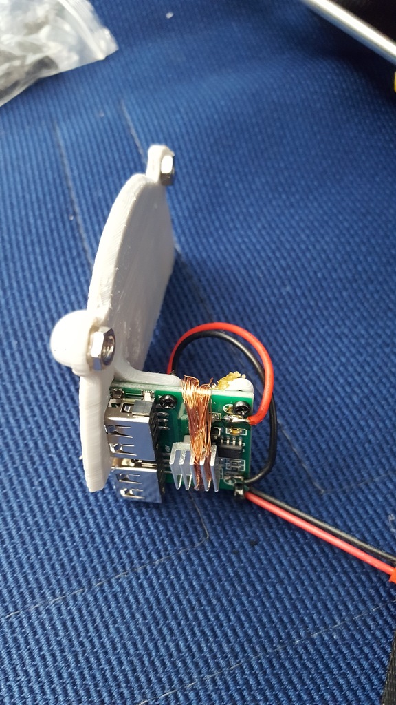 aircraft phone holder by frankv | Download free STL model | Printables.com