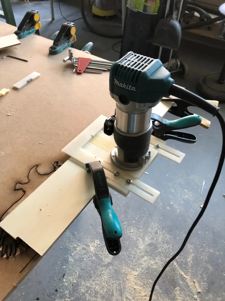 Slot Routing Jig for Makita Router by Jörn | Download free STL model ...