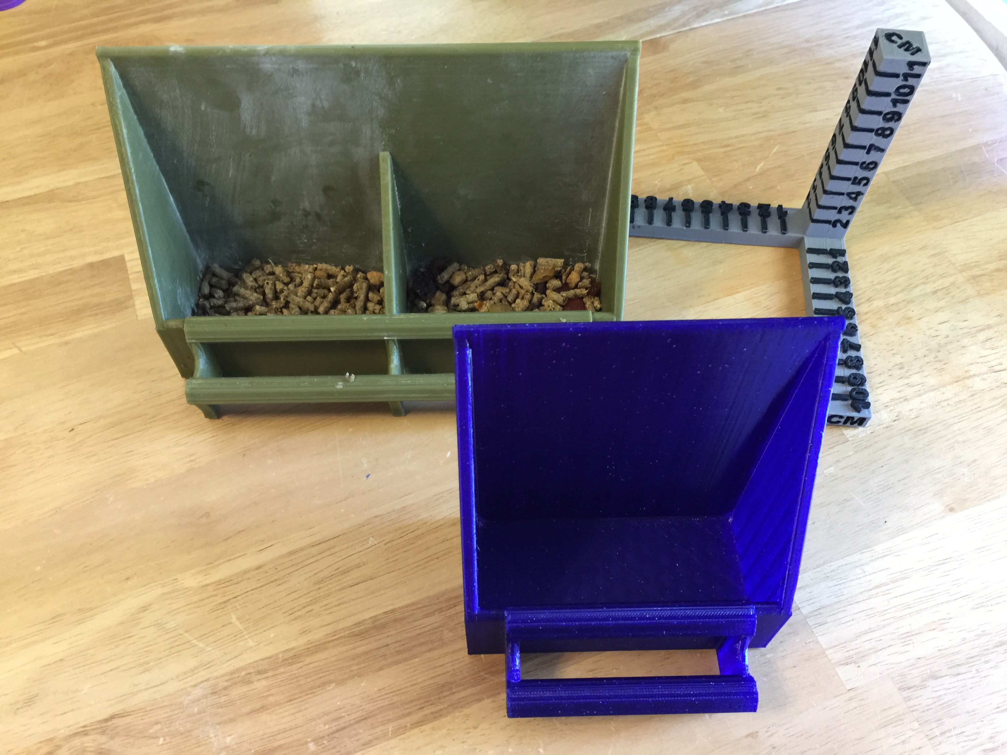 Animal Feeder by StarLabs3D | Download free STL model | Printables.com