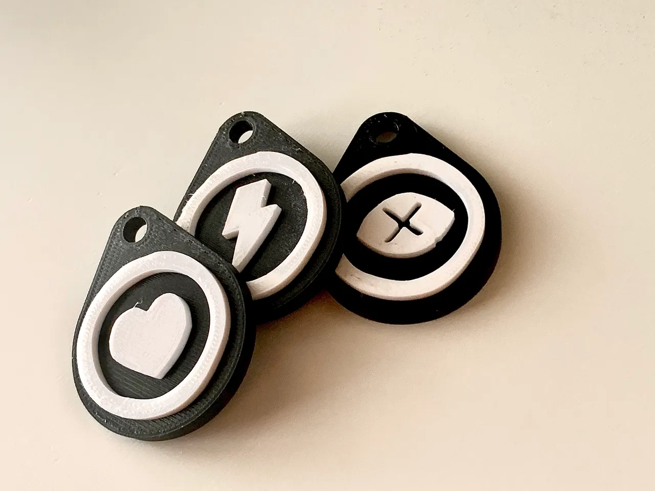 Red Dead Redemption 2 Cores keychain by alban | Download free STL model ...