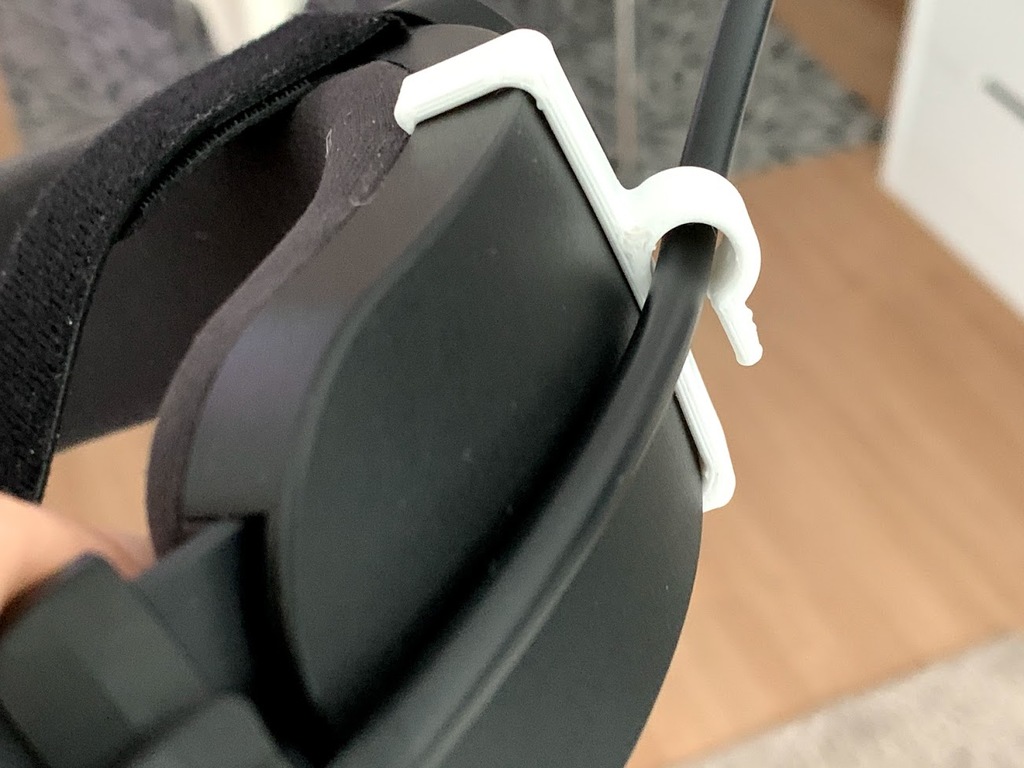 Oculus Rift S rear cable clip by Schneider | Download free STL model ...
