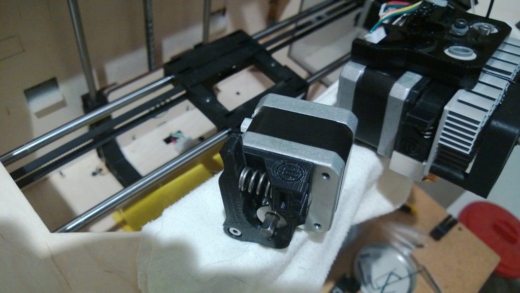 Replicator Dual: extruder fix based on Makerbot Rep2 fix by Rod Laird ...